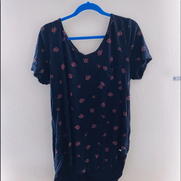 Hollister | Tops | Super Soft And Flexible Tee | Poshmark